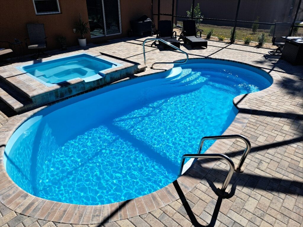 Laguna - 11×23 - Pettit Pools Tampa Bay
